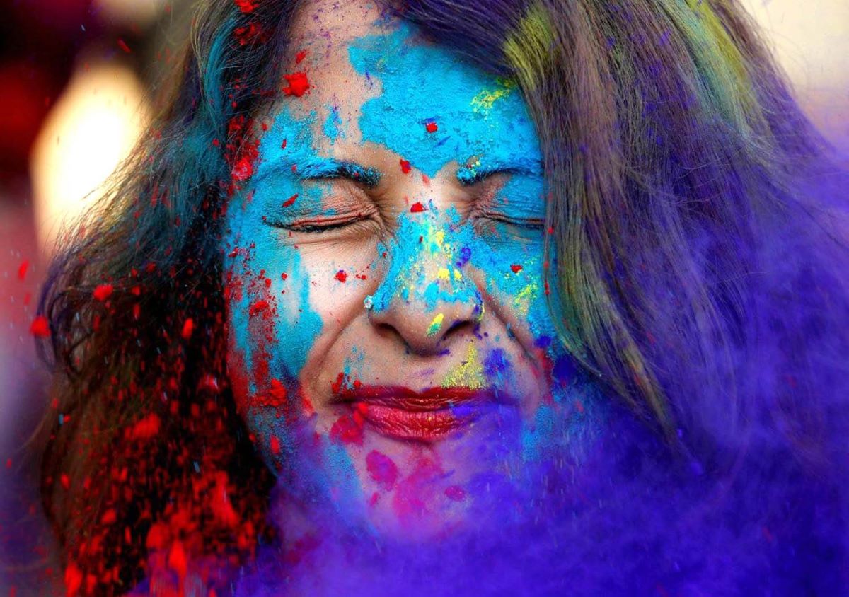 Holi 2023 Care Tips होली में ऐसे करें अपने बालों और त्वचा की देखभाल